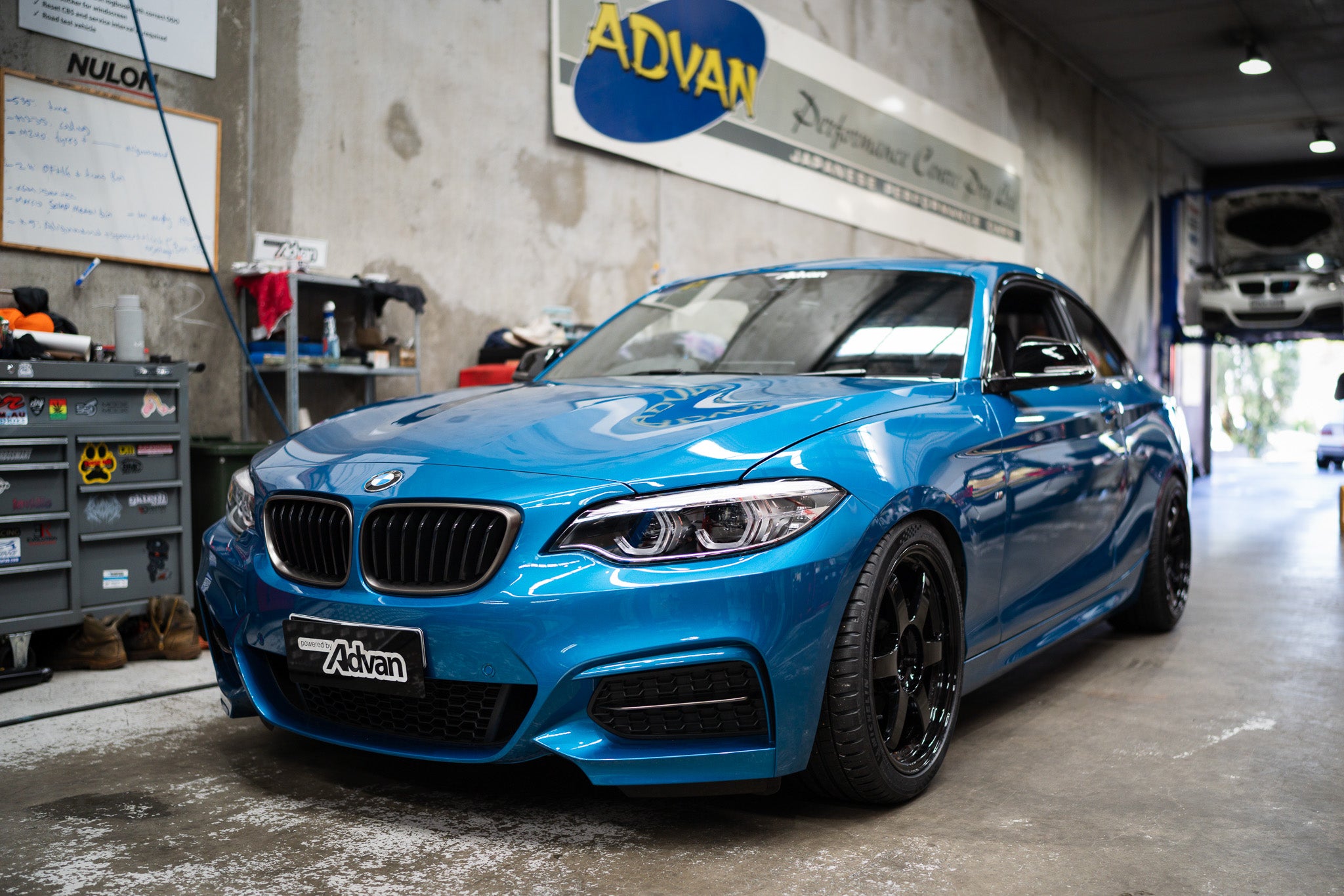 F22 (14-21) – Advan Performance